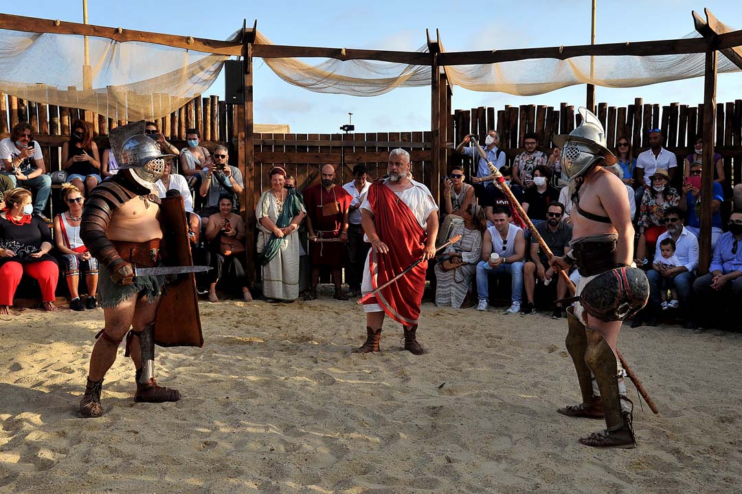 Spettacolo Gladiatori - Roma World